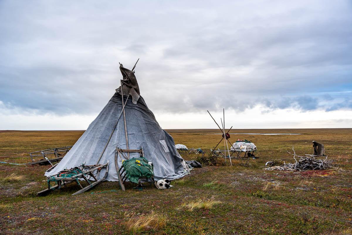 Arctic Russia: living with the Nenets – Against the Compass Expeditions